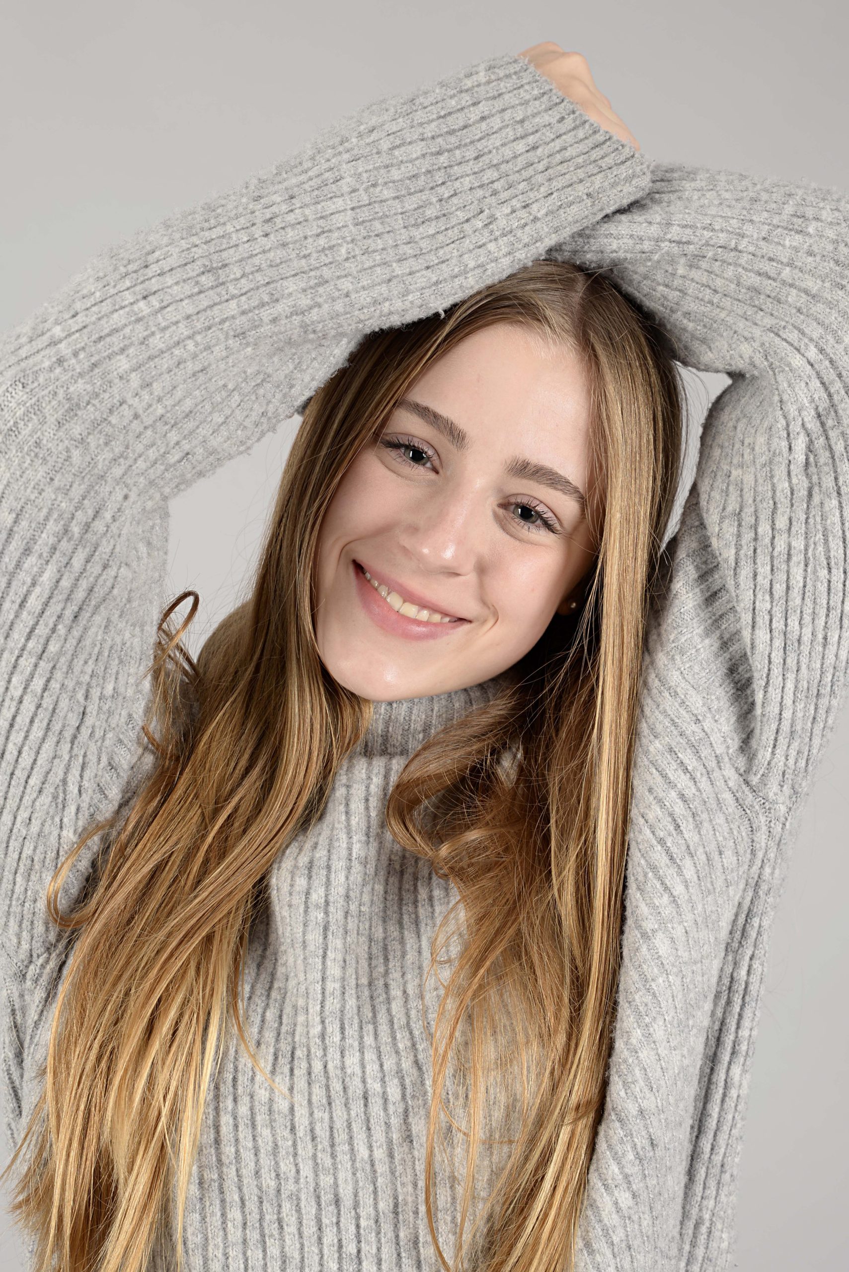 LARA SHERRIFF - Gmodels Management